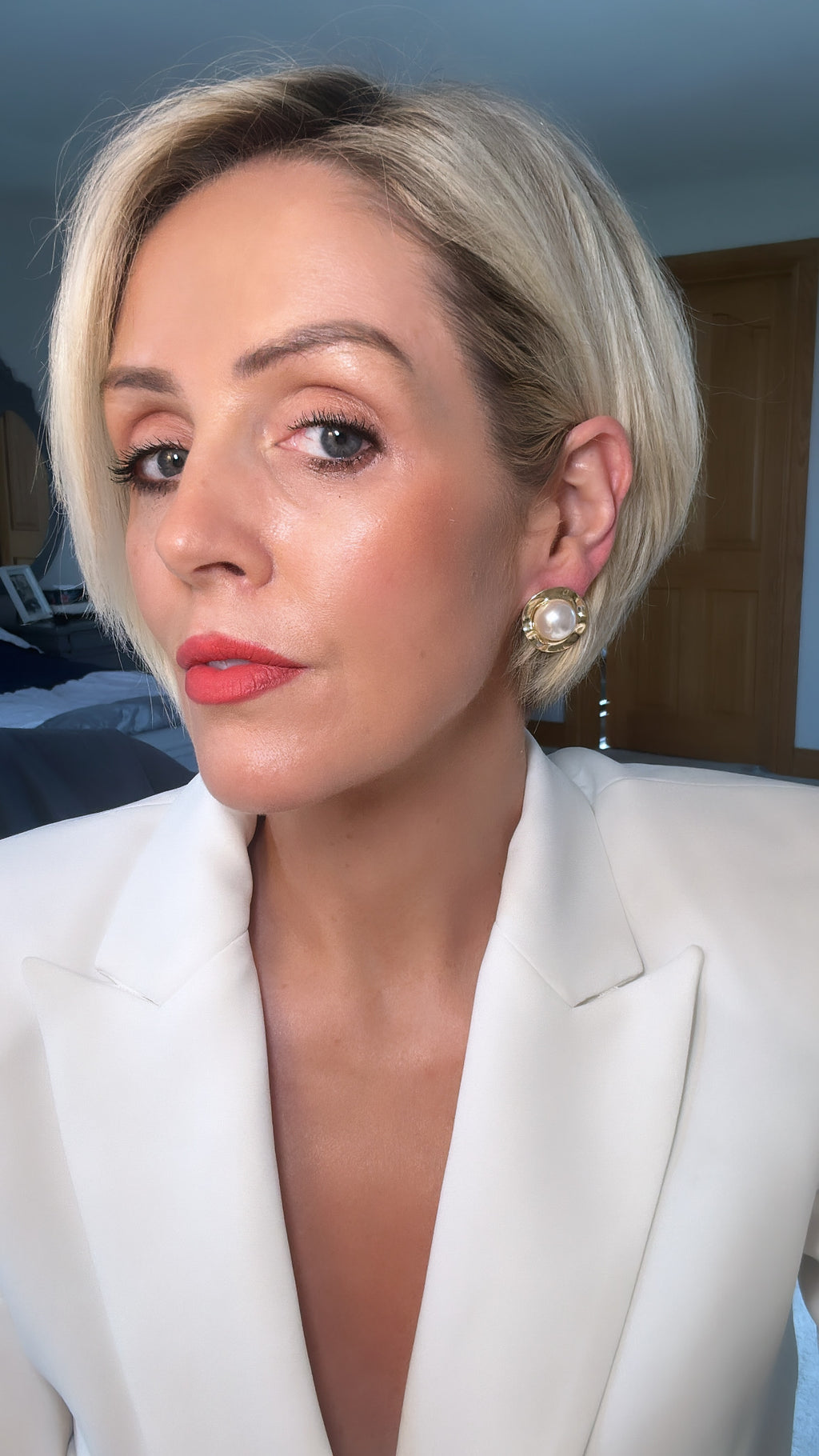 Clementine - Gold Pearl Earring – The Dress House