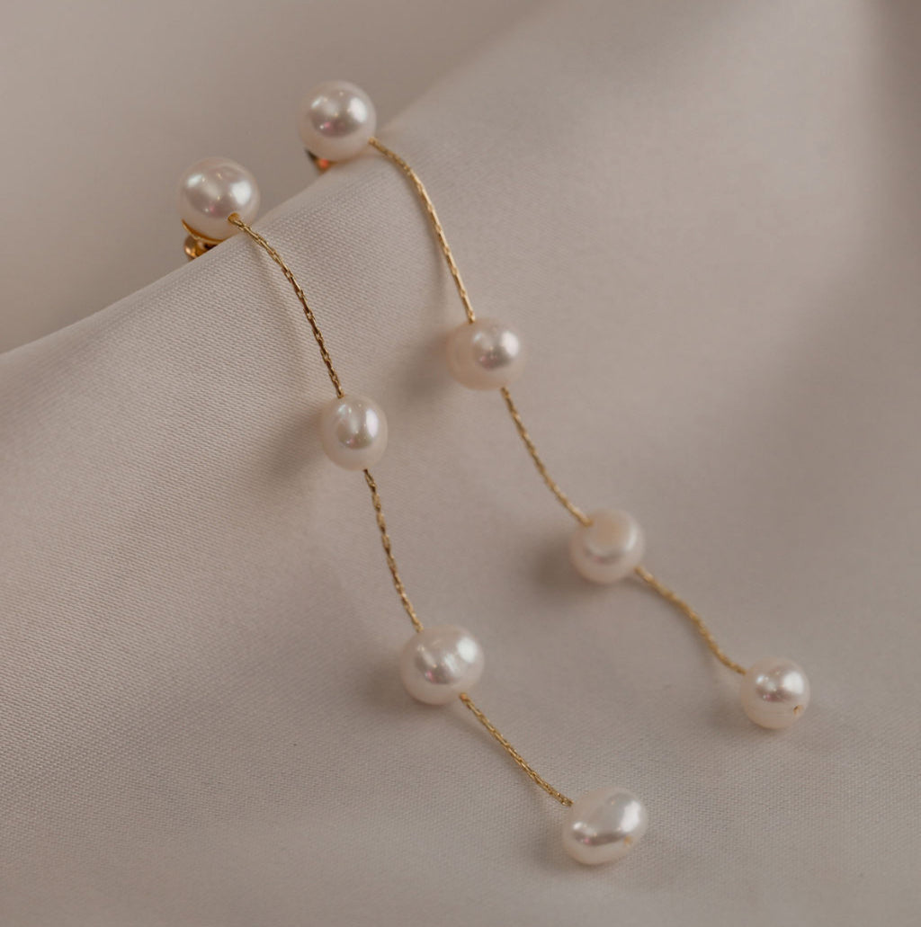 Elsie - Gold Pearl Earring – The Dress House