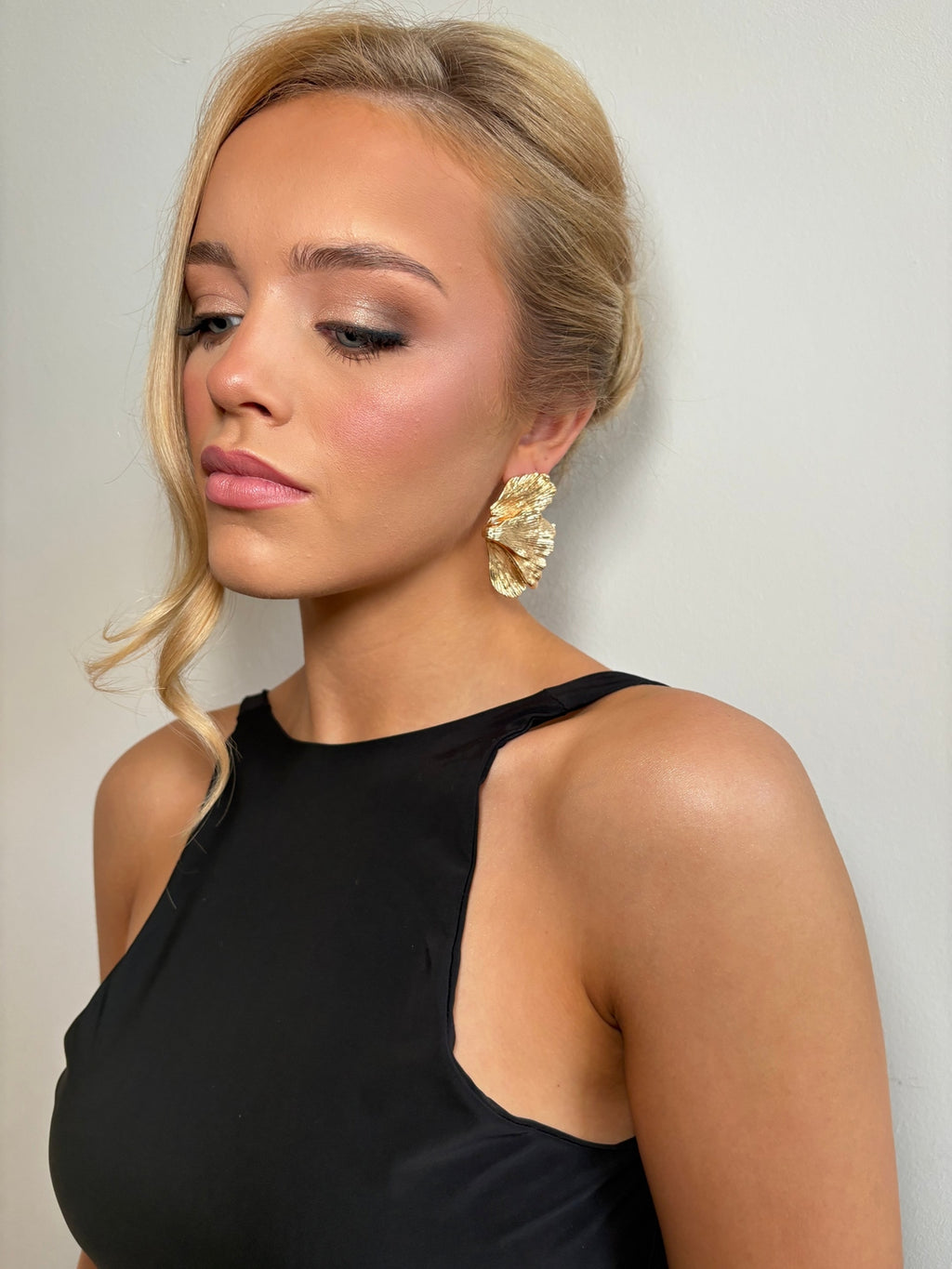 Esme - Gold Earring – The Dress House